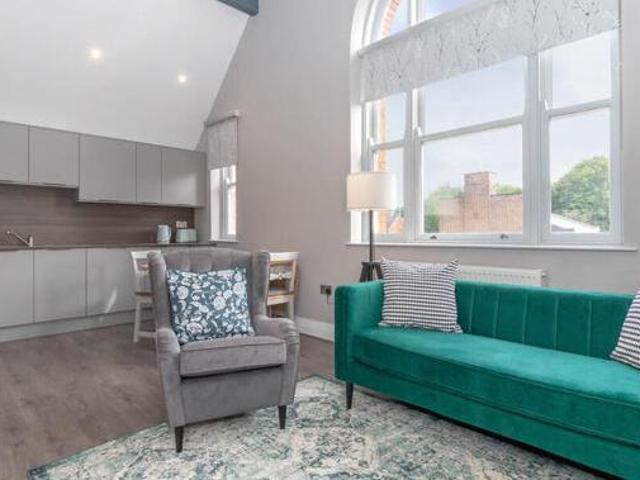 West Lodge, Raddlebarn Road, 2 Bedroom Apartment