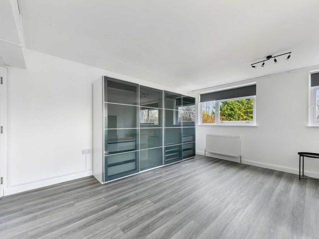 West Park, Ealing Broadway W5, Studio to rent, £1,475 pcm | PrimeLocation