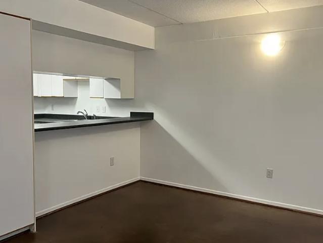 West Park Place 1 Bedroom Apartment for Rent at 1415 Sw Park Ave, Portland, OR 97201 Downtown Portland