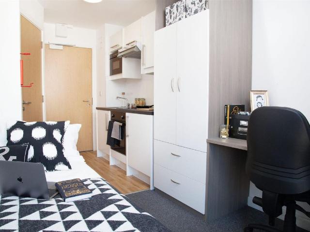 West Park Place, Edinburgh EH11, Studio to rent, £1,148 pcm | PrimeLocation