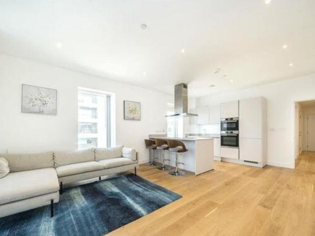 West Parkside, Greenwich, 2 Bedroom Apartment