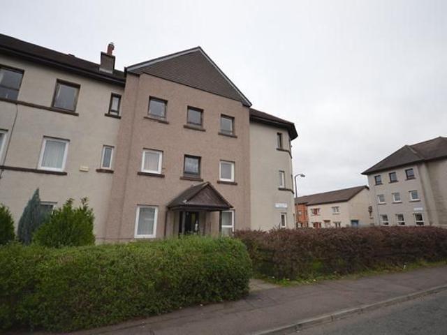 West Pilton Green, Edinburgh EH4, 3 bed flat to rent, £1,250 pcm | PrimeLocation