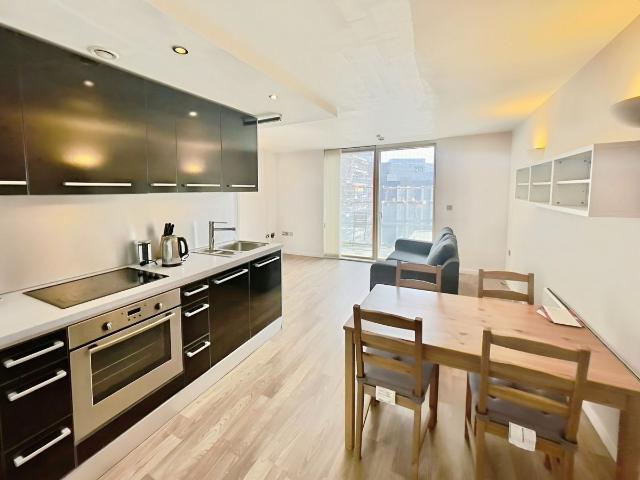 West Point, Wellington Street, Leeds, West Yorkshire LS1, 2 bed flat to rent, £1,250 pcm | PrimeLocation
