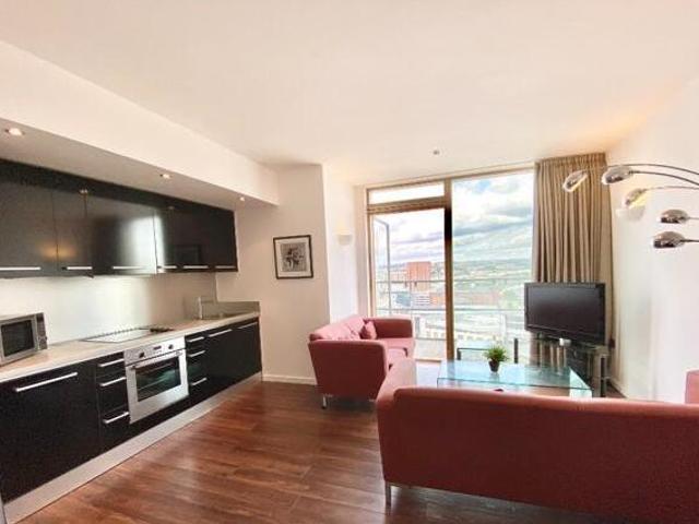 West Point, Wellington Street, 2 Bedroom Apartment
