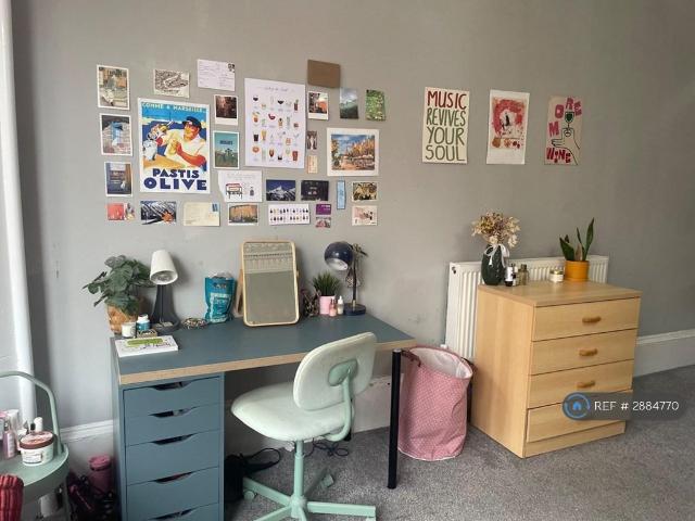 West Princes Street, Glasgow, G4 3 bed flat to rent £2,250 pcm £519 pw