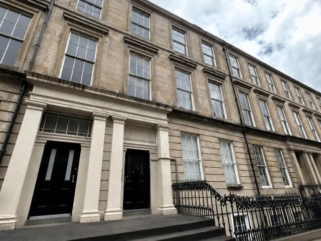 West Princes Street, Woodlands, Glasgow G4, 3 bed flat to rent, £2,000 pcm | PrimeLocation