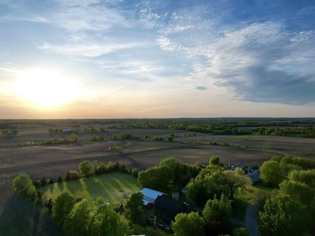 West Rd, Woodstock, IL 60098