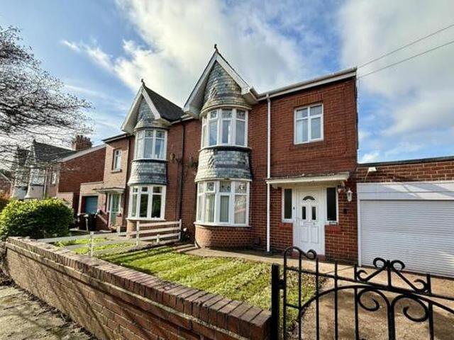 West Riggs, Bedlington, 3 Bedroom Semi detached