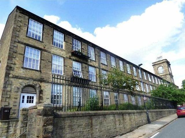 West Road, Carleton in craven, 2 Bedroom Apartment