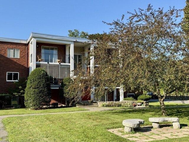 West St Apt,leominster, Condo For Sale