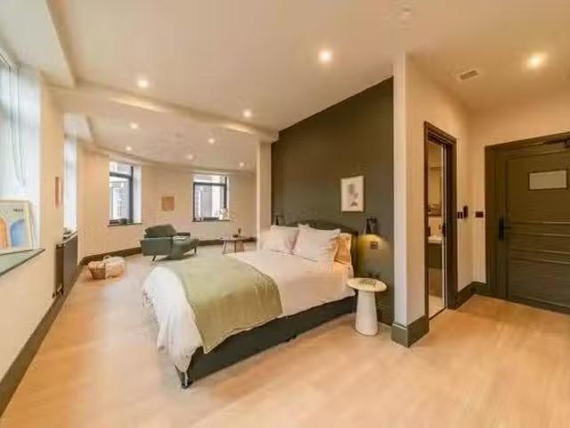 West Street 29846# Studio