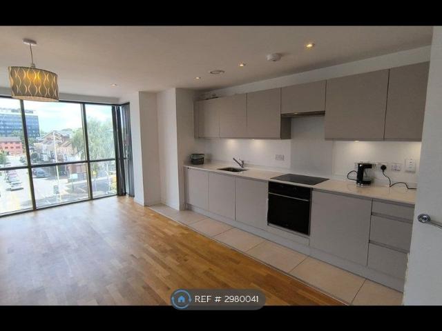 West Street, Watford WD17, 2 bed flat to rent, £1,850 pcm | PrimeLocation