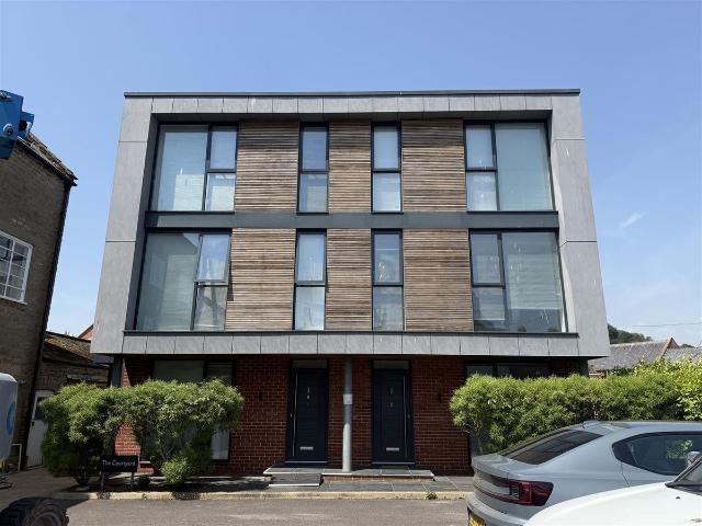 West Street, Bridport DT6, 1 bed flat to rent, £950 pcm | PrimeLocation
