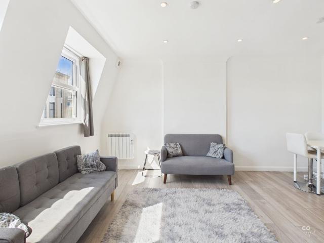 West Street, Brighton BN1, 1 bed property to rent, £1,500 pcm | PrimeLocation