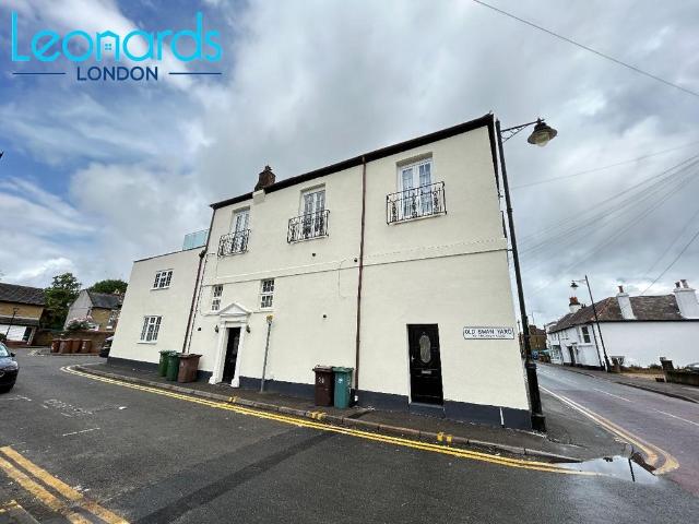 West Street, Carshalton, SM5 2 bed flat to rent £1,800 pcm £415 pw