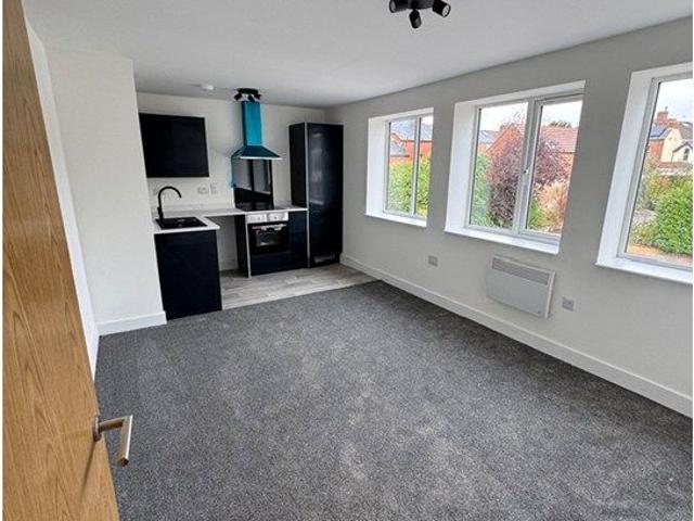 West Street, Chesterfield S40, 1 bed flat to rent, £700 pcm | PrimeLocation