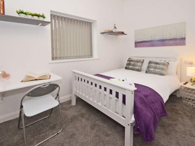 West Street, Crewe CW1, 2 bed shared accommodation to rent, £600 pcm | PrimeLocation