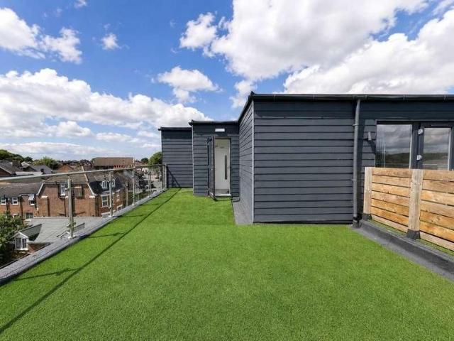 West Street, Dunstable, LU6