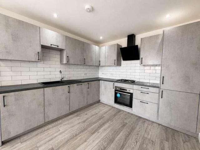 West Street, Dunstable, LU6