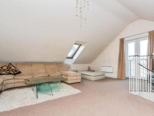 West Street, Gravesend, 2 Bedroom Duplex