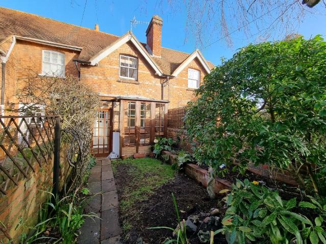 West Street, Henley On Thames, Reading RG9, 1 bed terraced house to rent, £900 pcm | PrimeLocation