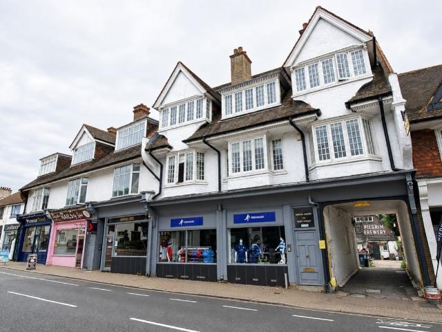 West Street, Reigate, Surrey RH2, 1 bed flat to rent, £1,325 pcm | PrimeLocation