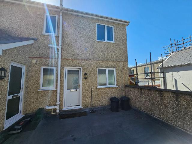 West Street, Swansea SA4, 1 bed flat to rent, £700 pcm | PrimeLocation