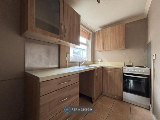 West Street, Syston, Leicester LE7, 2 bed terraced house to rent, £995 pcm | PrimeLocation