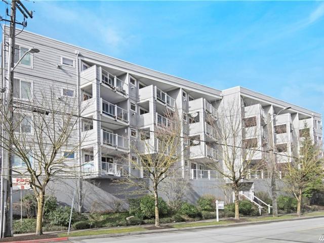 West Seattle condo available 10/1!
