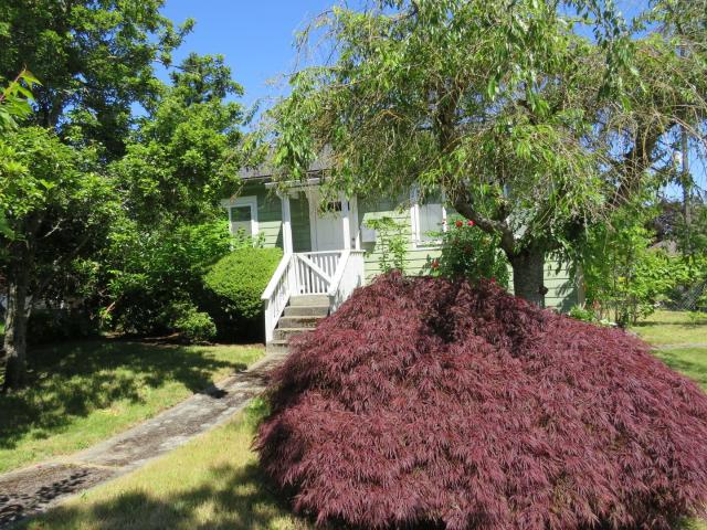 West Seattle Charming 4bed/2ba 3750.00/month