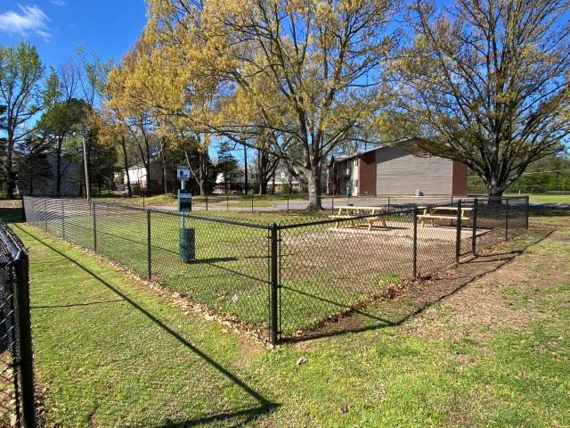 West Towne Apartments 1 Bedroom Apartment for Rent at 2103 W Beebe Capps Expy, Searcy, AR 72143