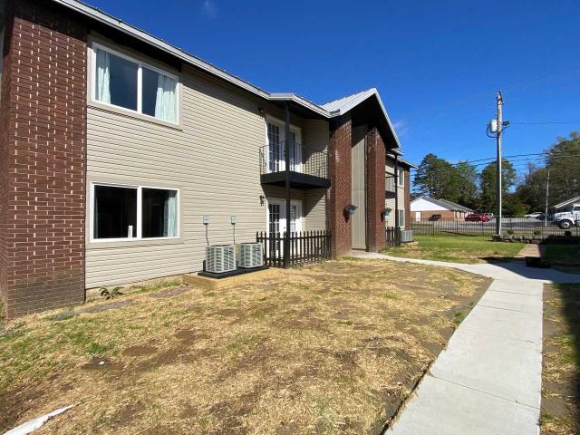 West Towne Apartments 2 Bedroom Apartment for Rent at 2103 W Beebe Capps Expy, Searcy, AR 72143