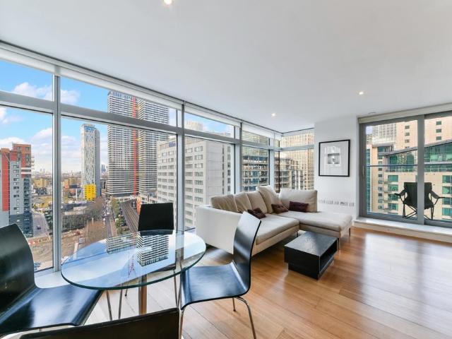 West Tower, Pan Peninsula, 1 Pan. 2 bed flat to rent £3,207 pcm £740 pw
