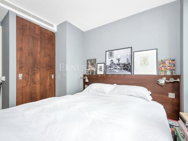 West Tower, Pan Peninsula, E14 9HJ