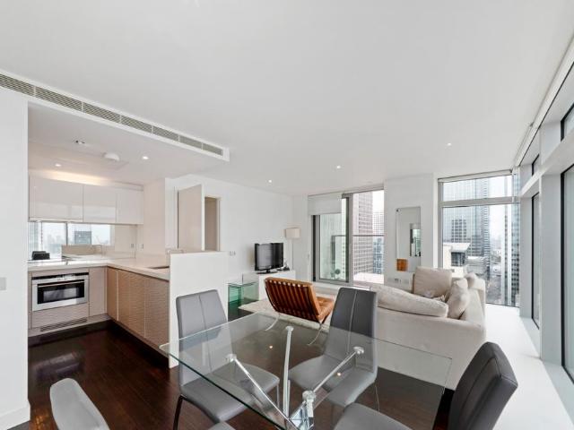 West Tower, 1 Pan Peninsula Square. 2 bed flat to rent £3,402 pcm £785 pw