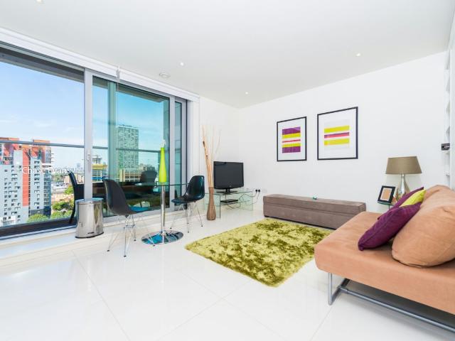West Tower, 1 Pan Peninsula Square, Canary Wharf, London E14, Studio to rent, £1,820 pcm | PrimeLocation