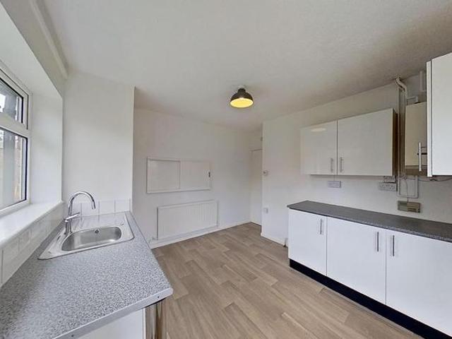 West View Close, Herne Bay, CT6 7RP 2 bed semi detached bungal.