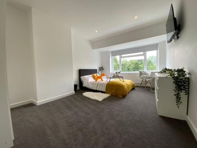 West Wycombe Road, High Wycombe HP12, Room to rent, £680 pcm | PrimeLocation