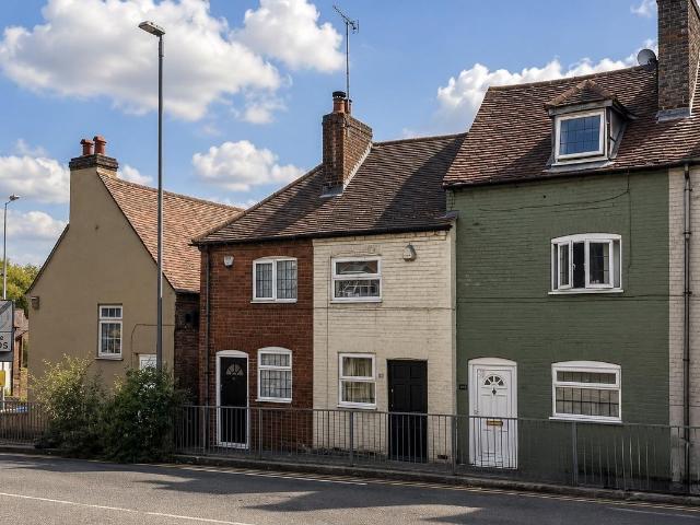 West Wycombe Road, High Wycombe HP12, 1 bed property to rent, £995 pcm | PrimeLocation