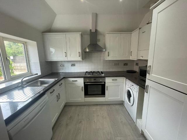 West Wycombe Road HP12, 1 bed flat to rent, £1,185 pcm | PrimeLocation
