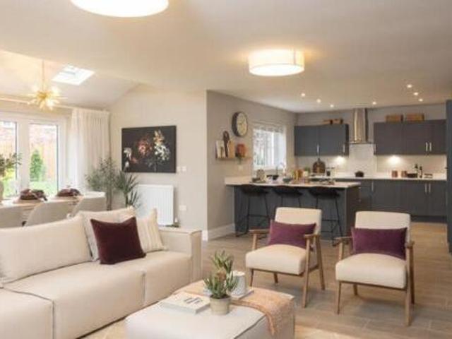 West Wittering, West Sussex, 5 Bedroom Detached