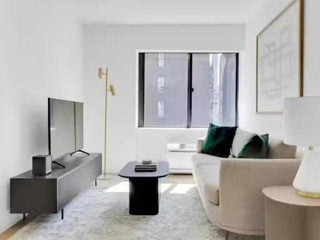 West 24 Street, New York City, NY