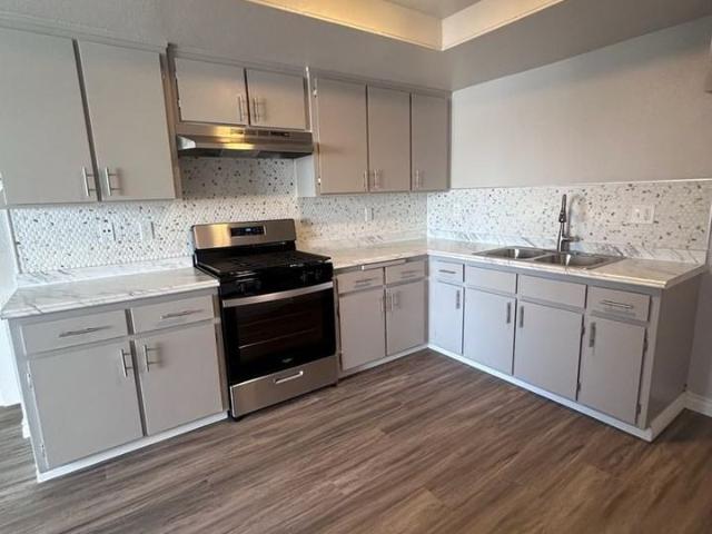 West 2 Bedroom Apartment for Rent at 1954 West Dr, Vista, CA 92083 Vista
