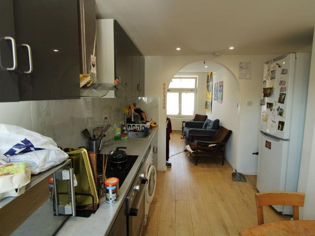 Westcote Road, London SW16, 3 bed flat to rent, £2,400 pcm | PrimeLocation