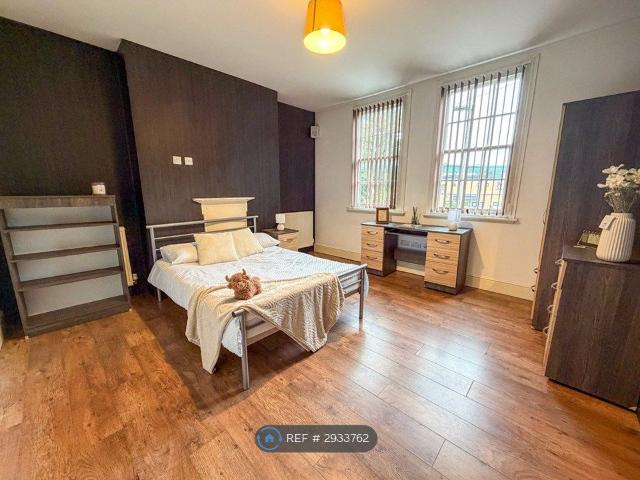Westcotes Drive, Leicester LE3, 4 bed flat to rent, £2,167 pcm | PrimeLocation