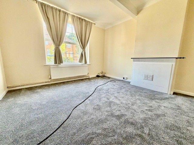 Westcott Crescent, Hanwell W7, 2 bed semi detached house to rent, £2,100 pcm | PrimeLocation