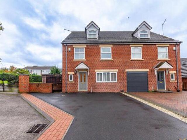 Westcott Mews, Aughton, 5 Bedroom Semi detached