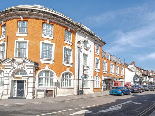 Westcombe House, 38 Windsor Street, Uxbridge. UB8, 1 bed flat to rent, £1,200 pcm | PrimeLocation