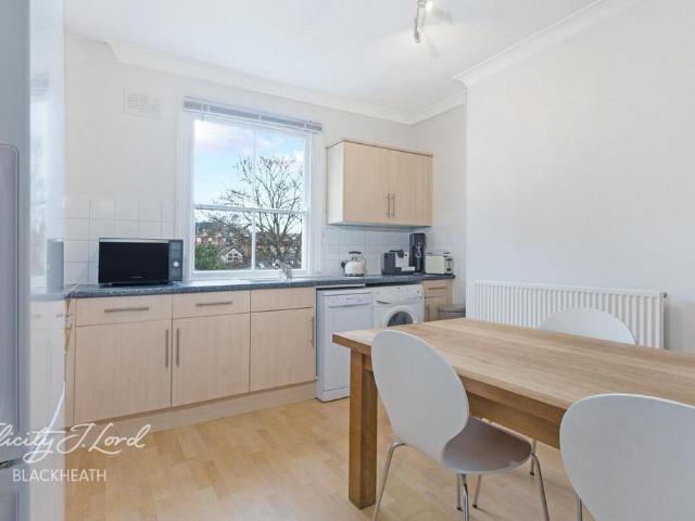 Westcombe Hill, LONDON 1 bed flat to rent £1,550 pcm £358 pw