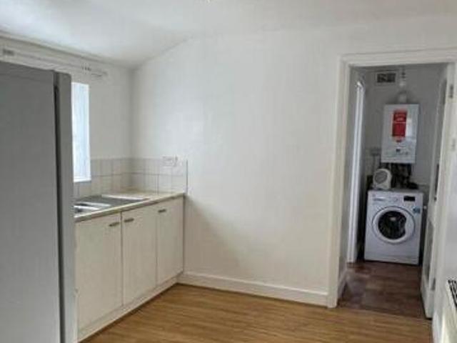 Westcombe Hill, London, 1 Bedroom Flat